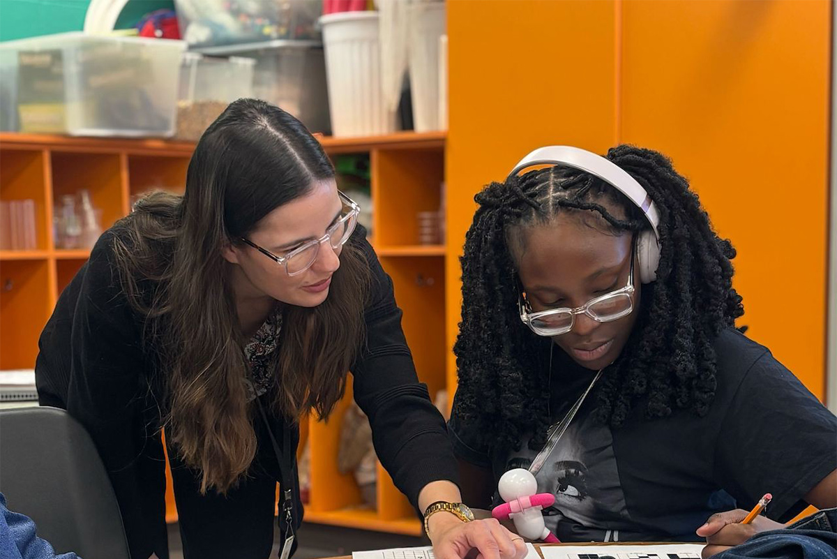 JJK FAN Students Dig into Plant Science with the Baxter Lab | Stories ...